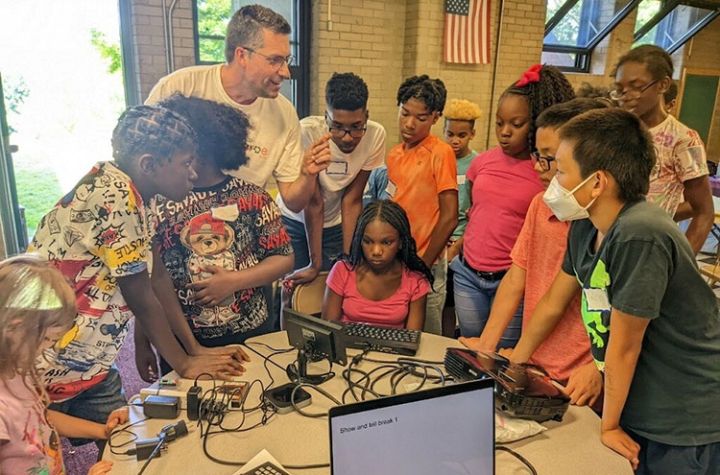 Stem Coding Lab Is Driving Computer Science Education To Pittsburgh